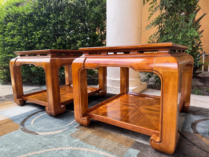 Vintage Chinoserie Chow Leg Ming Style Mid Century Modern Burl Wood End ...