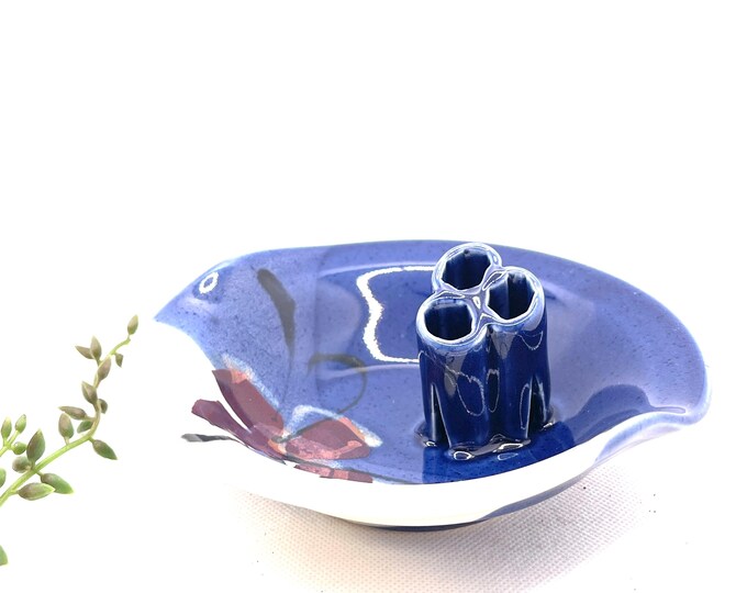 Vintage Ikebana Flower Frog Bowl – Follette Pottery Blue & White ...