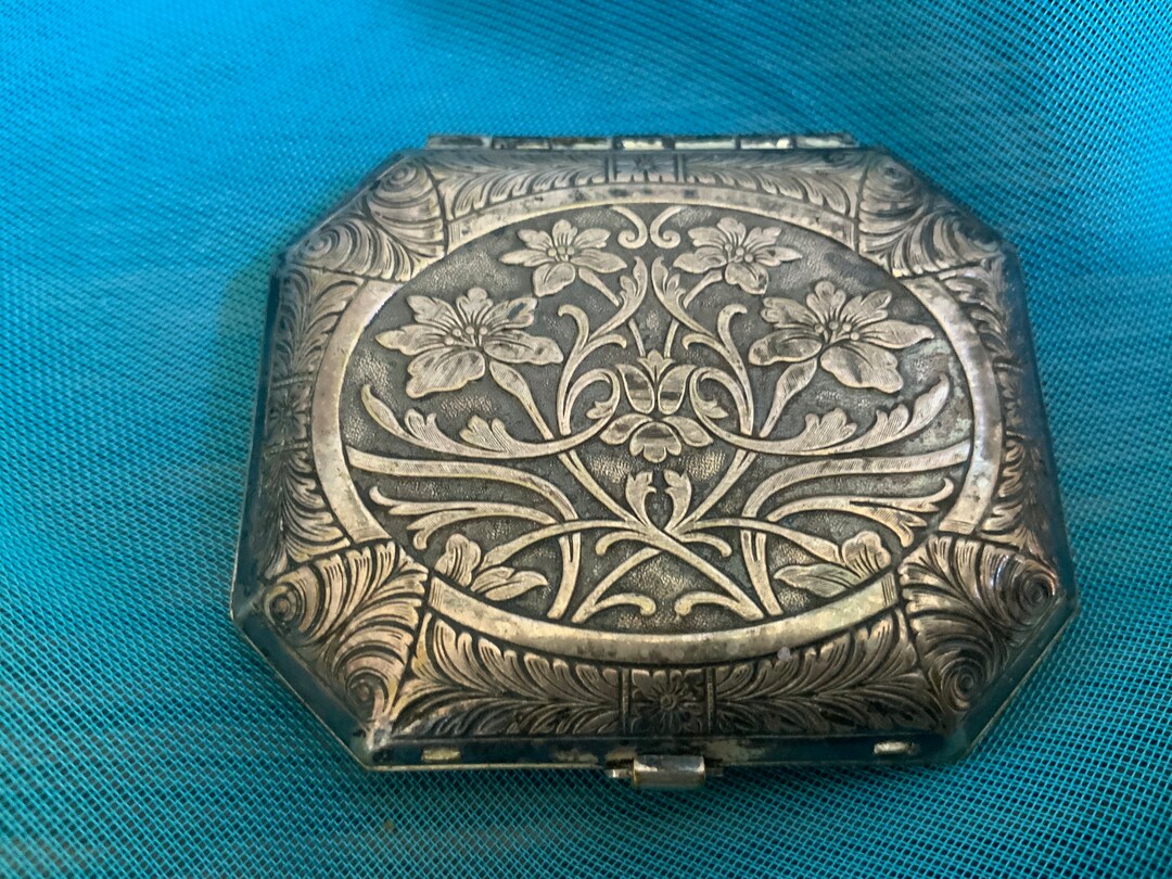 1920s Karess Compact Woodworth Art Nouveau Antique Boudoir Collectible ...