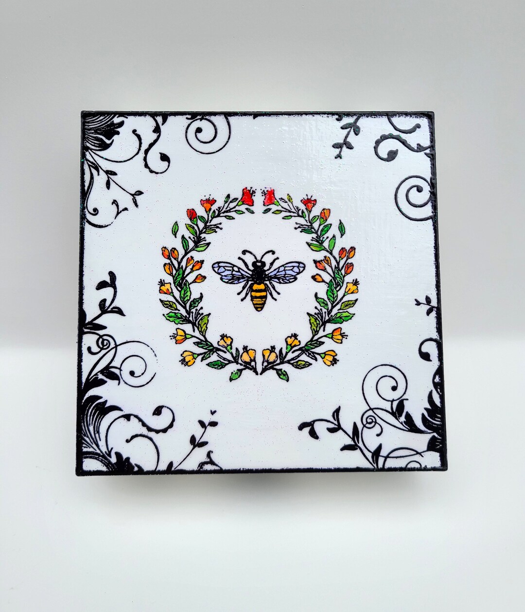 Bee Themed Jewelry Box, White Wooden Box With Honeybee, Gift for Bee ...