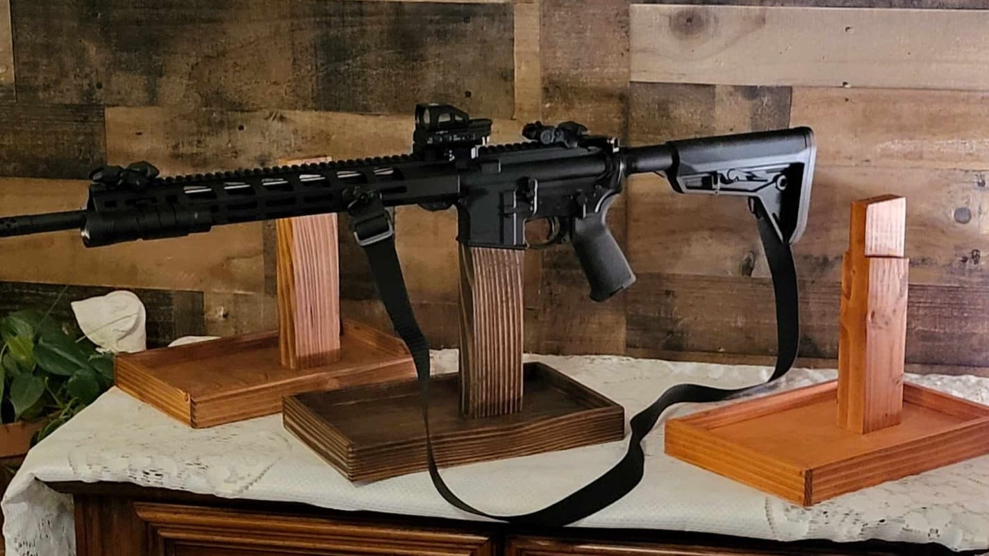 AR15 Rifle Stand, for Display, Cleaning and Adding Accessories and ...