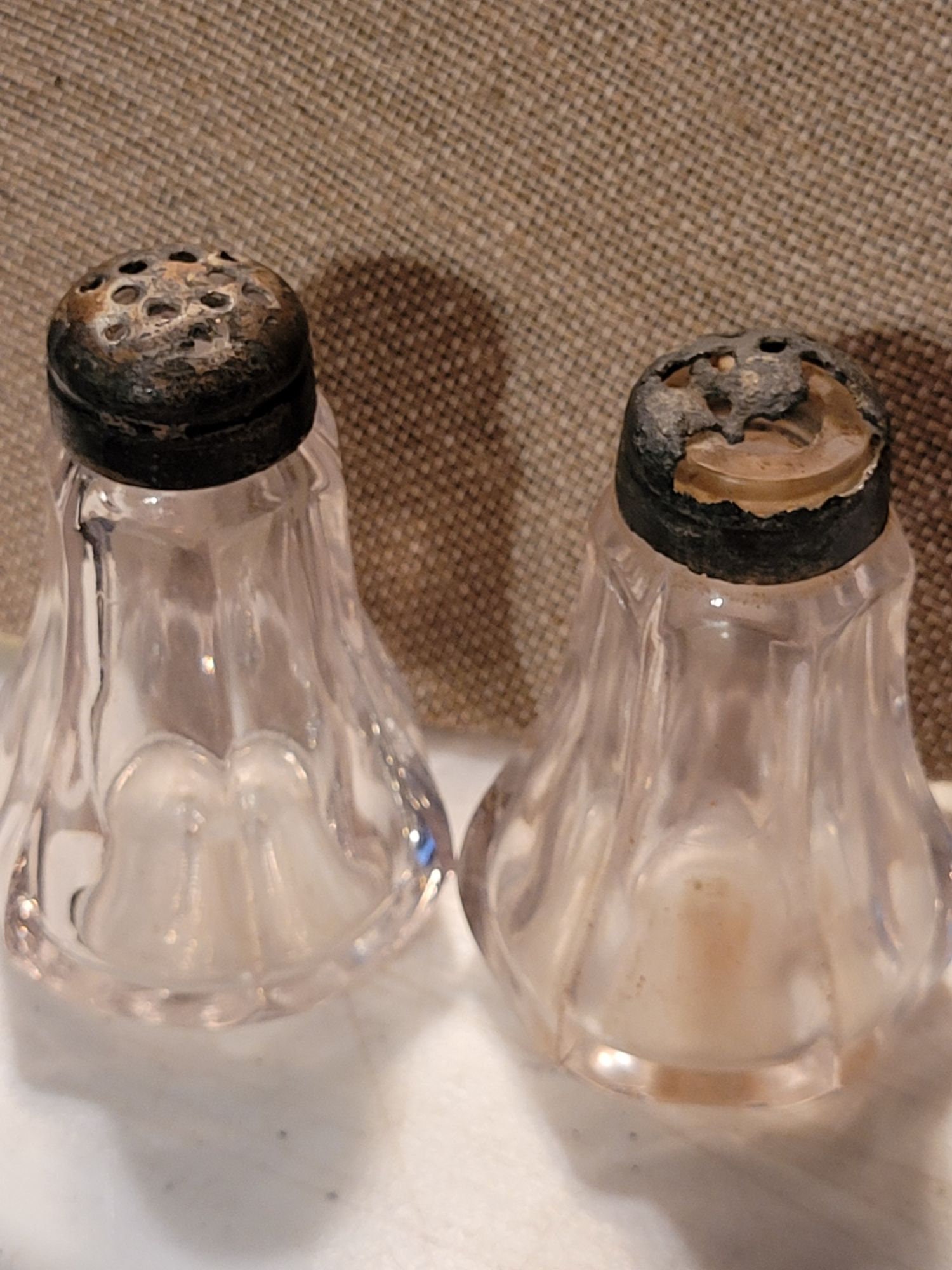 Vintage Clear Glass Salt and Pepper Shaker Set. Very Old - Etsy