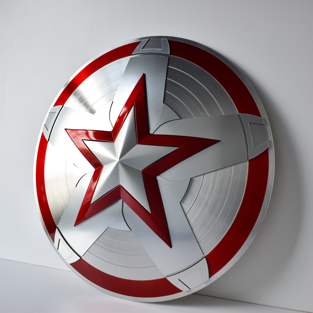 Red Guardian Shield Replica - Metal Prop Replica for Red Guardian ...