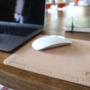Full Grain Natural Vegetable Tanned Leather Mousepad With Ruler Emboss ...