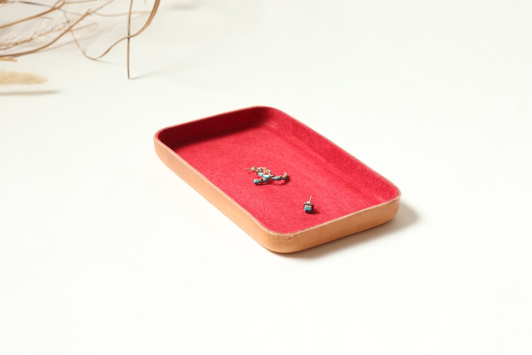 Leather Valet Tray Medium. Red Suede Interior. Perfect for Storing ...