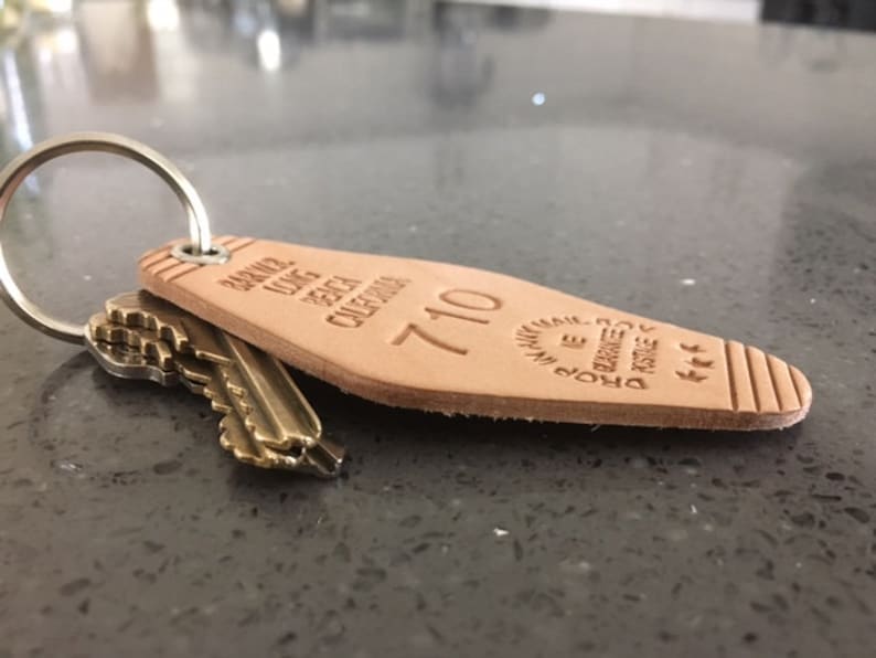 Leather Key Fob. Key Chain. Long Beach.full Grain Natural - Etsy