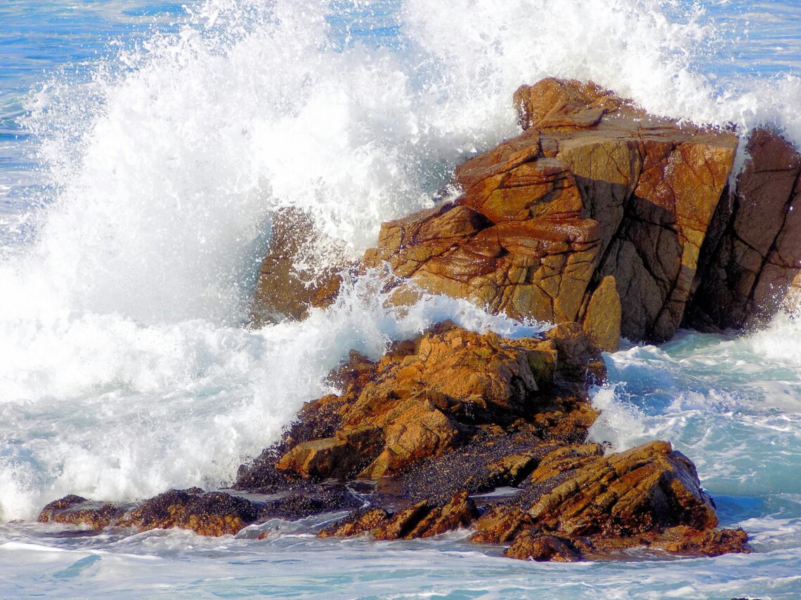 Wave on Rocks Photograph - California Coast/beach (17 Mile Drive ...