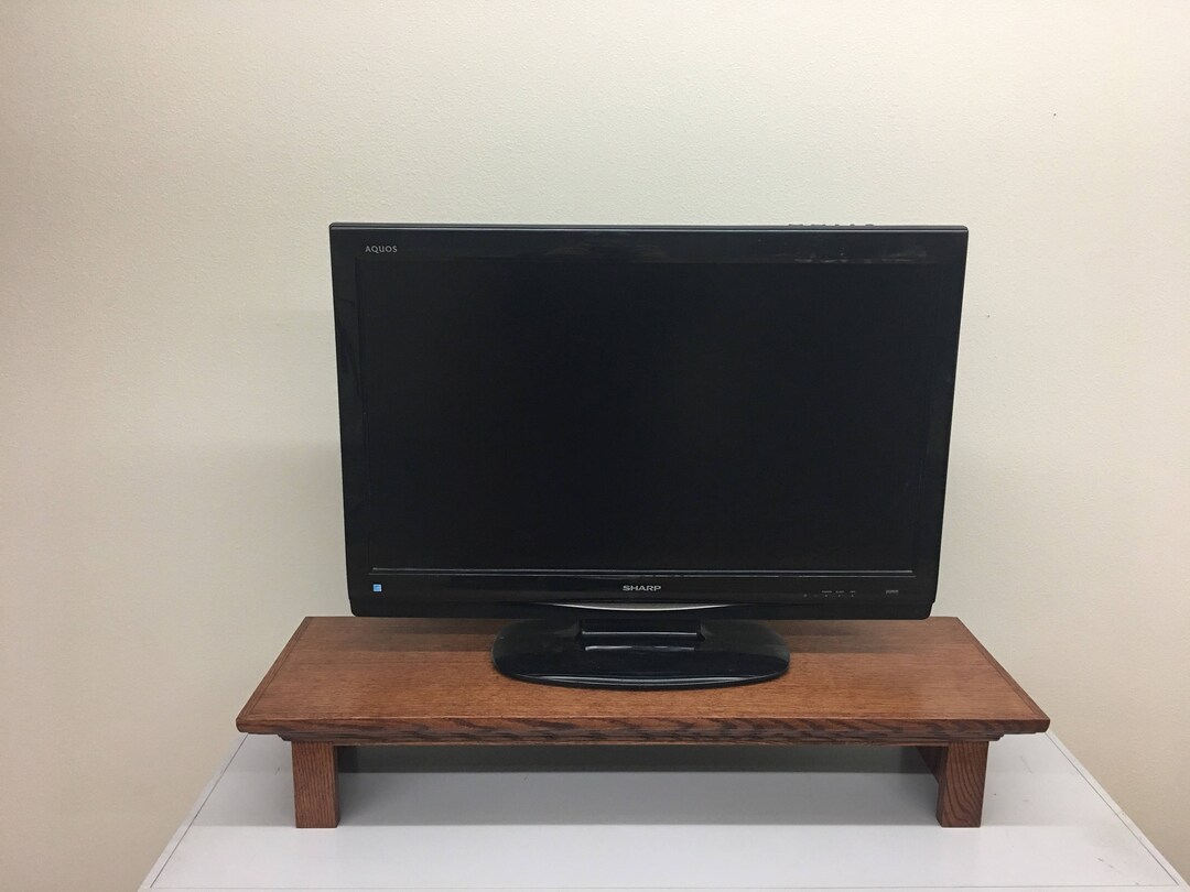 LED TV Riser Stand Traditional Style With Crown Molding in Vintage ...