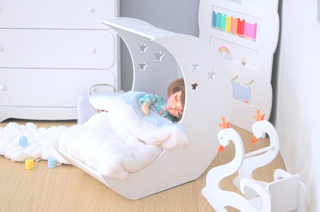 Moon Bed for BJD Doll, 1/4 Scale Diorama - Etsy