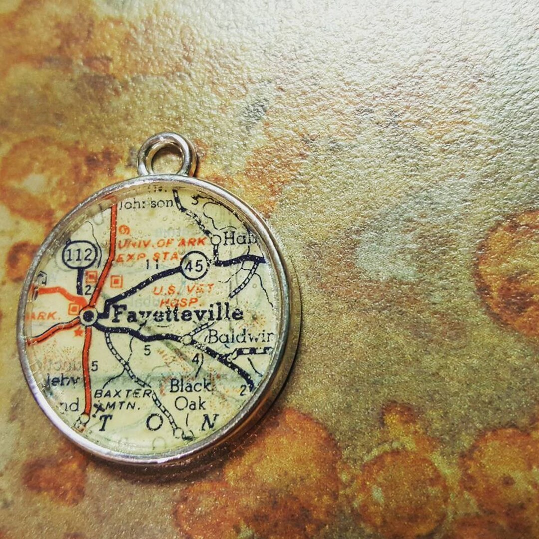 Vintage Map Charm - Etsy Italia