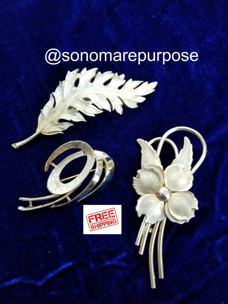 Vintage 1950's CORO Lot of 3 Gold Tone Pins, Leaf, Flower and Swirl ...