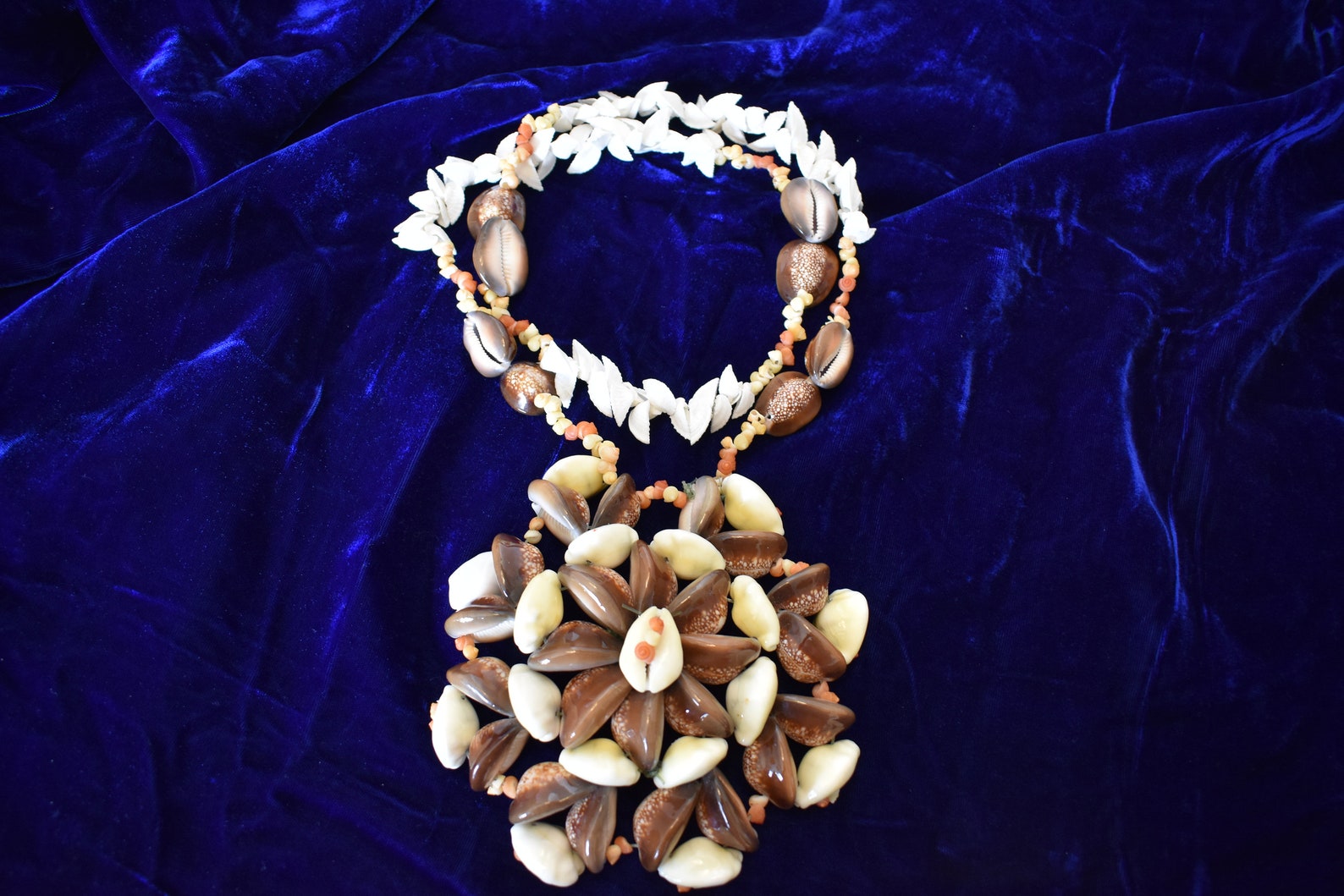 Vintage Polynesian White Brown Sea Shell Necklace 34", Vintage Handmade ...