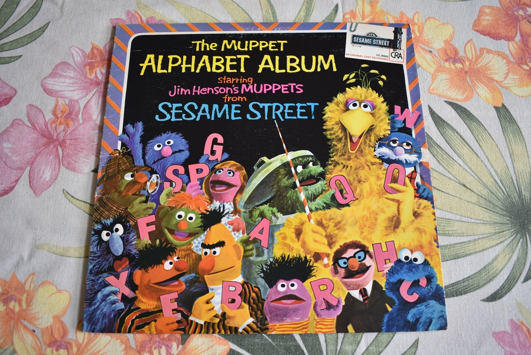 Vintage Sesame Street the Muppet Alphabet Album,kermit the Frog,miss ...