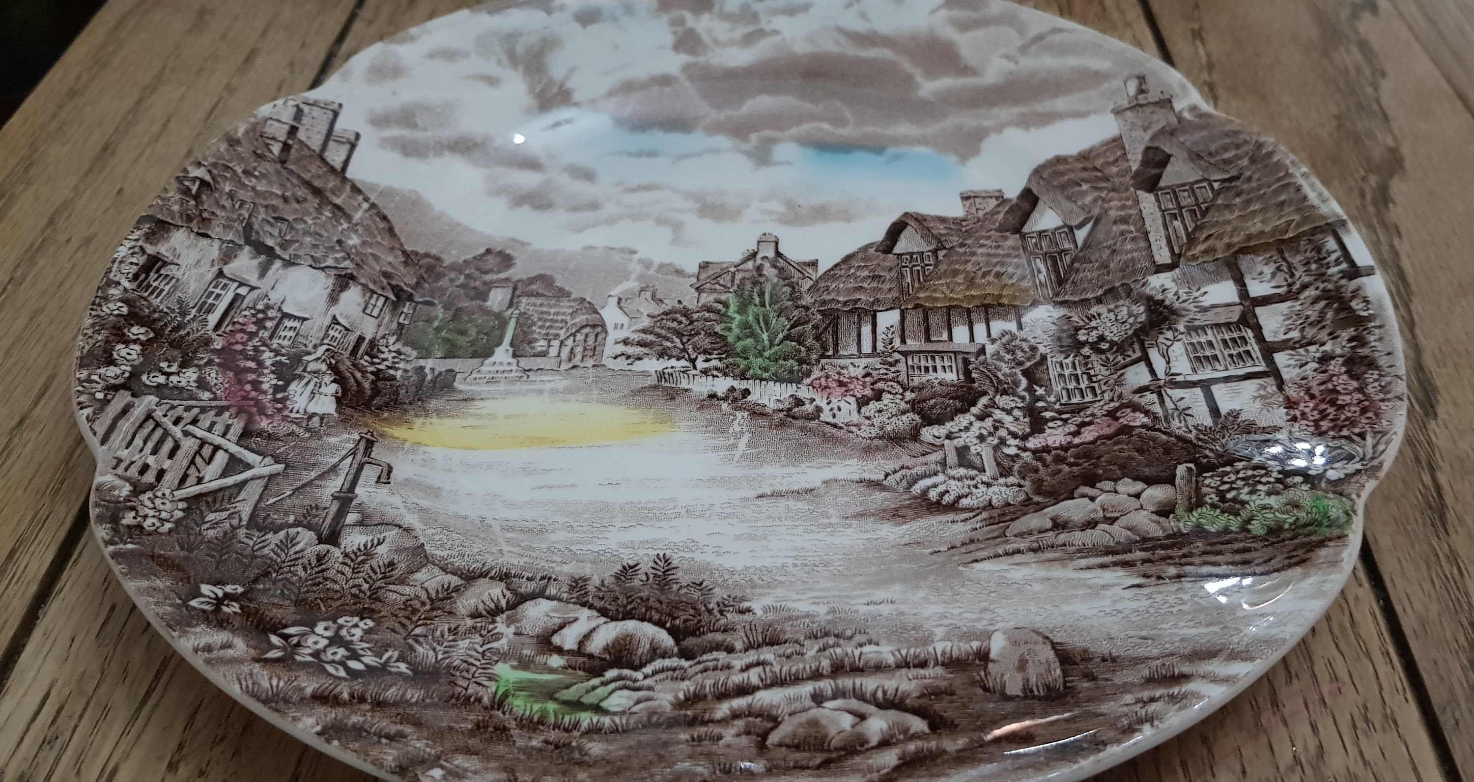 Vintage 4 X Johnson Brothers Plates 10" Heavy Made in England Olde ...