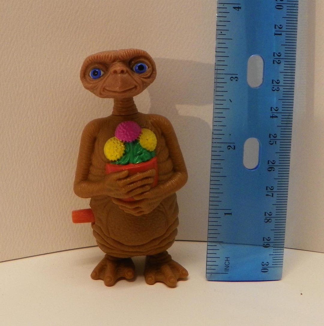 ET Wind up Miniature Figure , E.T. the Extra Terrestrial With Flowers ...