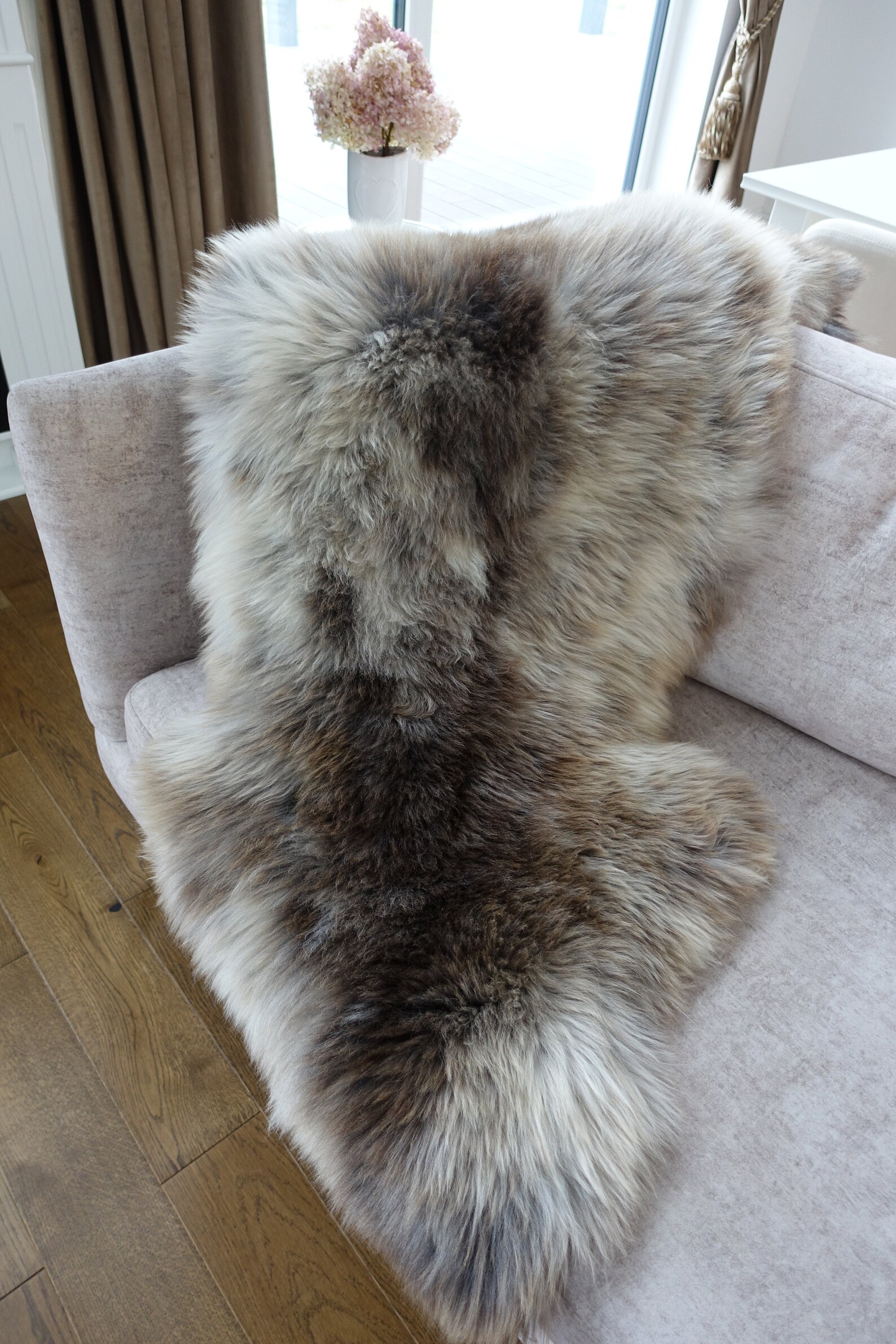 Original, Natural GIANT Rug Spotted, Genuine Natural Sheepskin Rugs ...