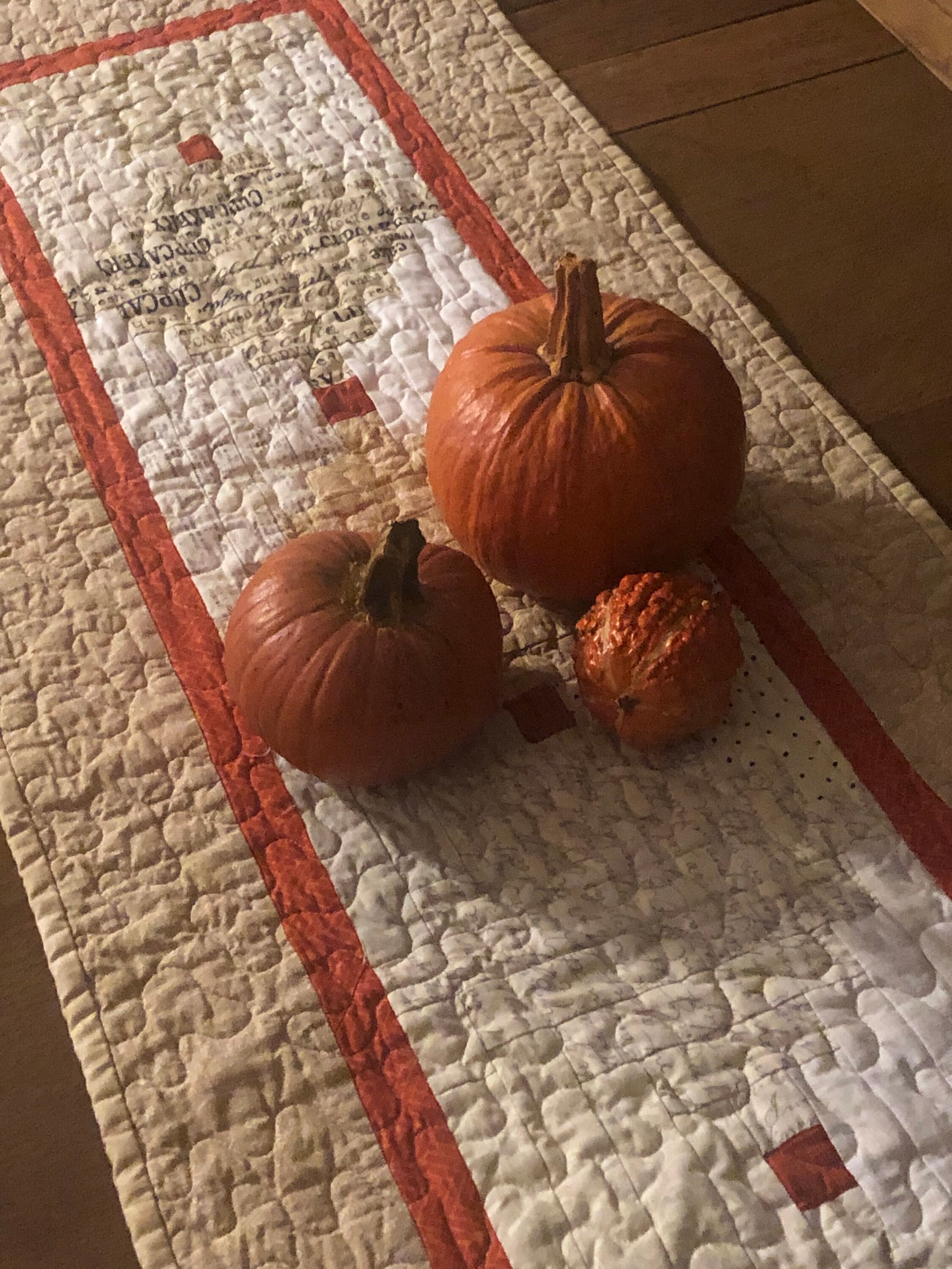 Courthouse Steps Table Runner Quilt - Etsy