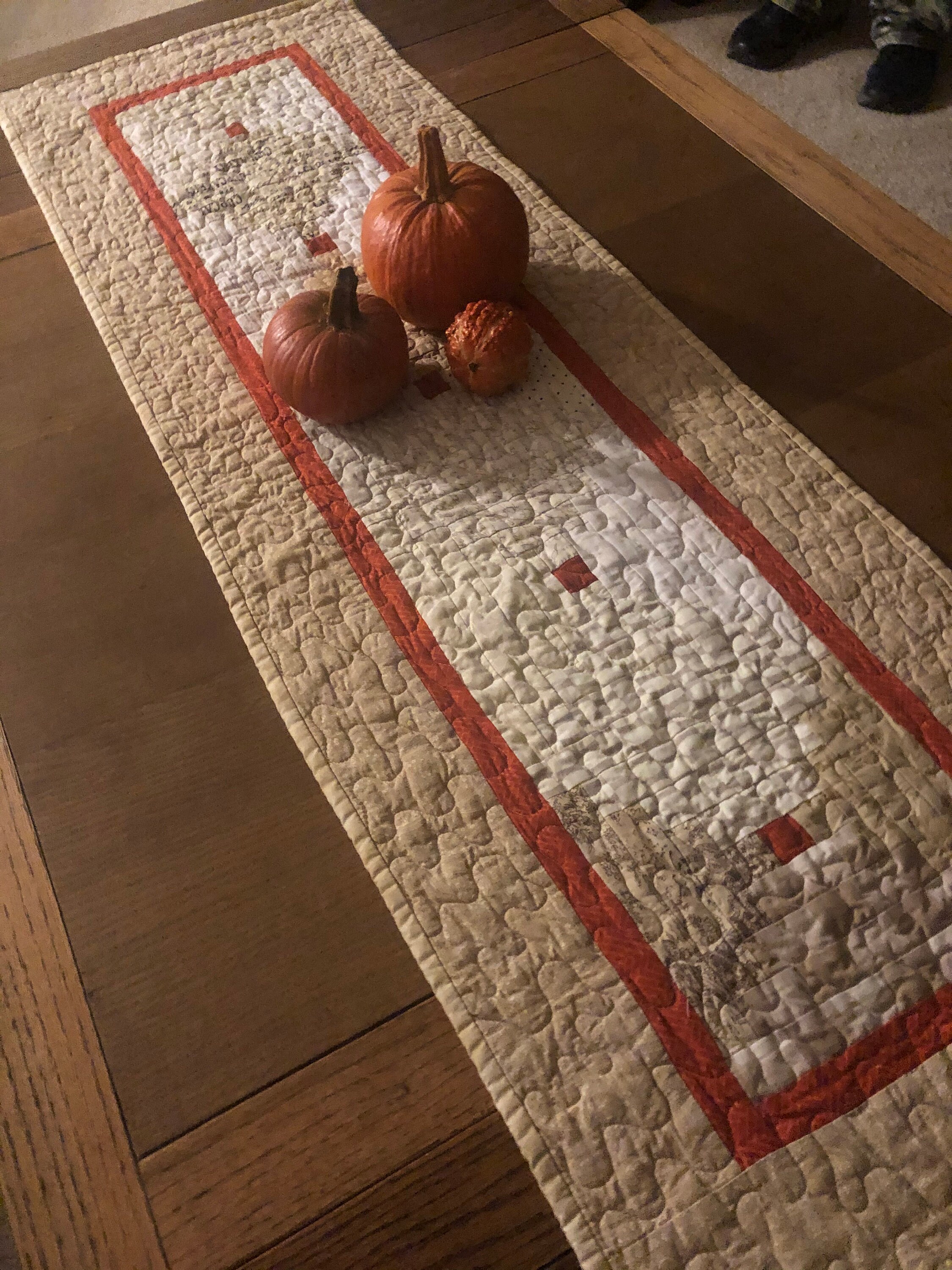 Courthouse Steps Table Runner Quilt - Etsy