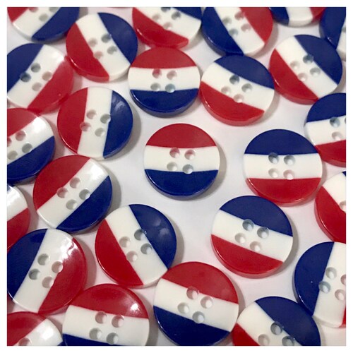 10 20 or 40 15mm Red White and Blue Buttons Round Patriotic - Etsy