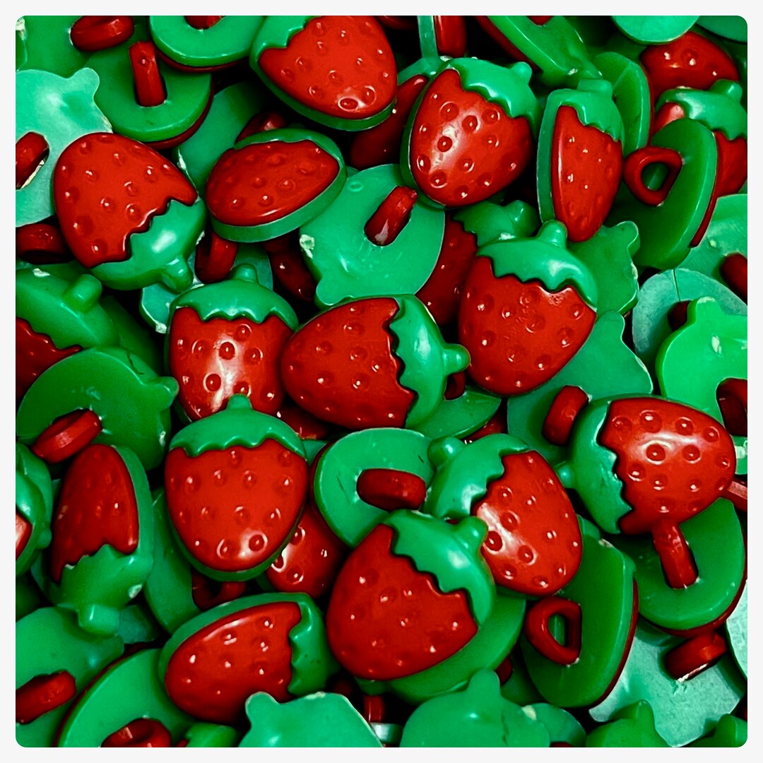 16, 32 or 64 Strawberry Buttons, Plastic Strawberry Buttons ...