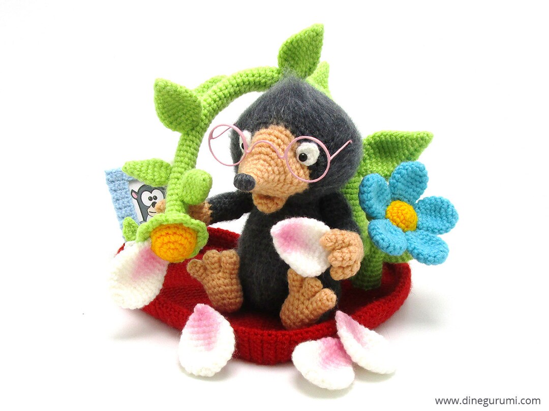 Mole Blinded by Love Amigurumi Crochet Pattern - Etsy