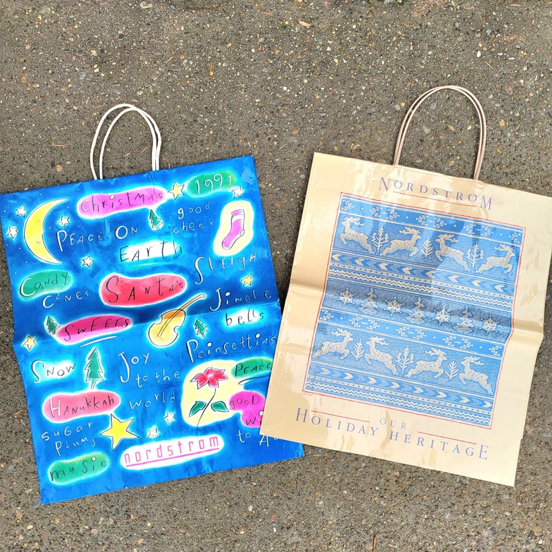 Personalized Mall Gifts - 60+ Gift Ideas for 2025