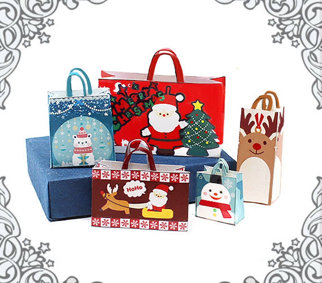 5 Miniature Christmas Gift Bag Set – 1:12 Christmas Dollhouse Miniature ...