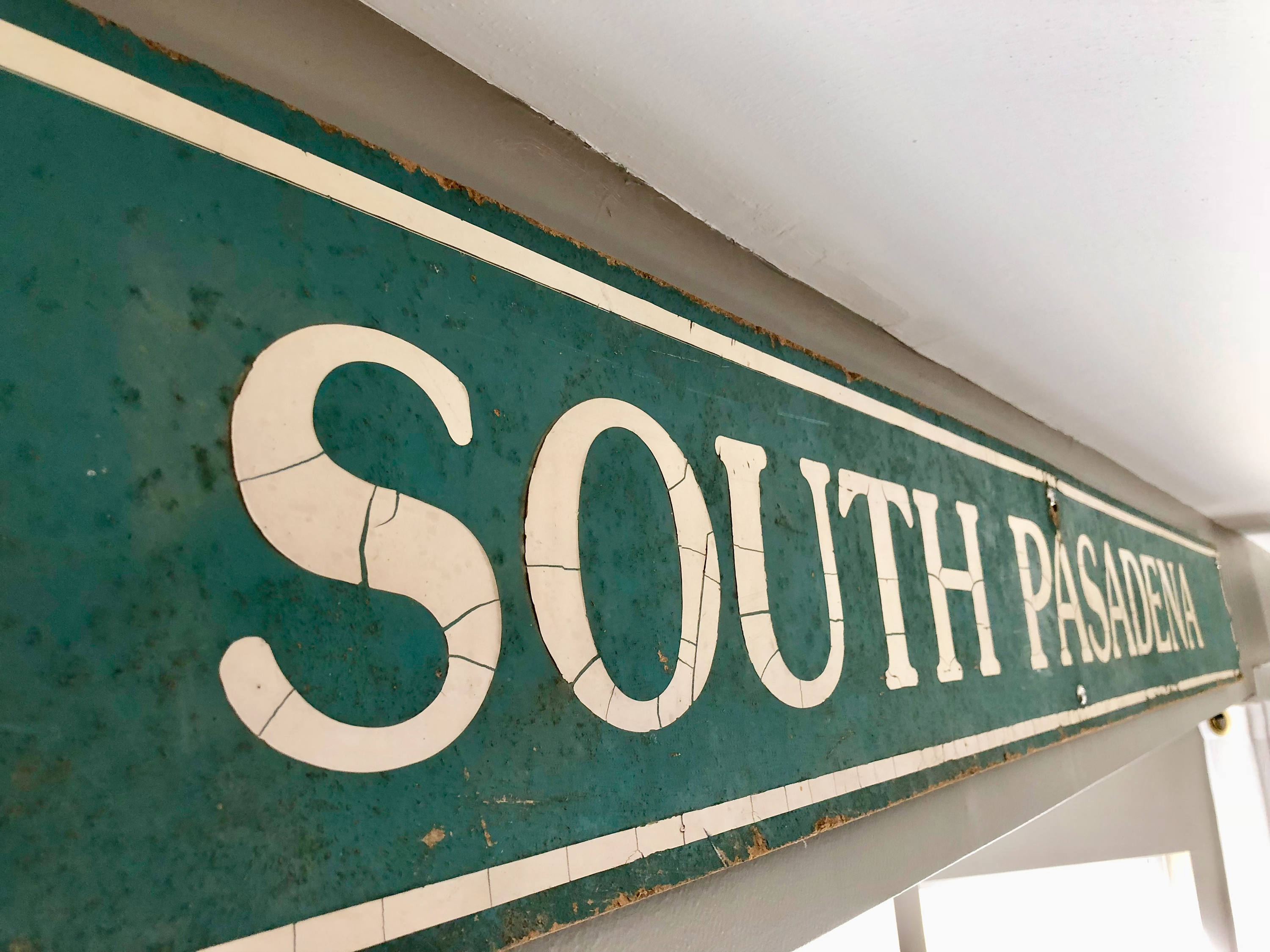 South Pasadena Freeway Sign from the Arroyo Seco Parkway and Pasadena ...