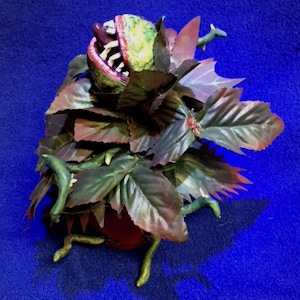 Mini Audrey 2 Plant Statue - Little Shop of Horrors Style Decoration - Etsy
