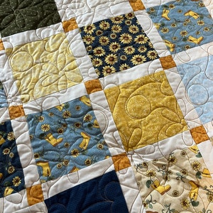 Lattice Quilt With Daisy and Rain Boots - Etsy