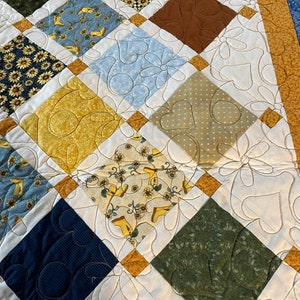 Lattice Quilt With Daisy and Rain Boots - Etsy