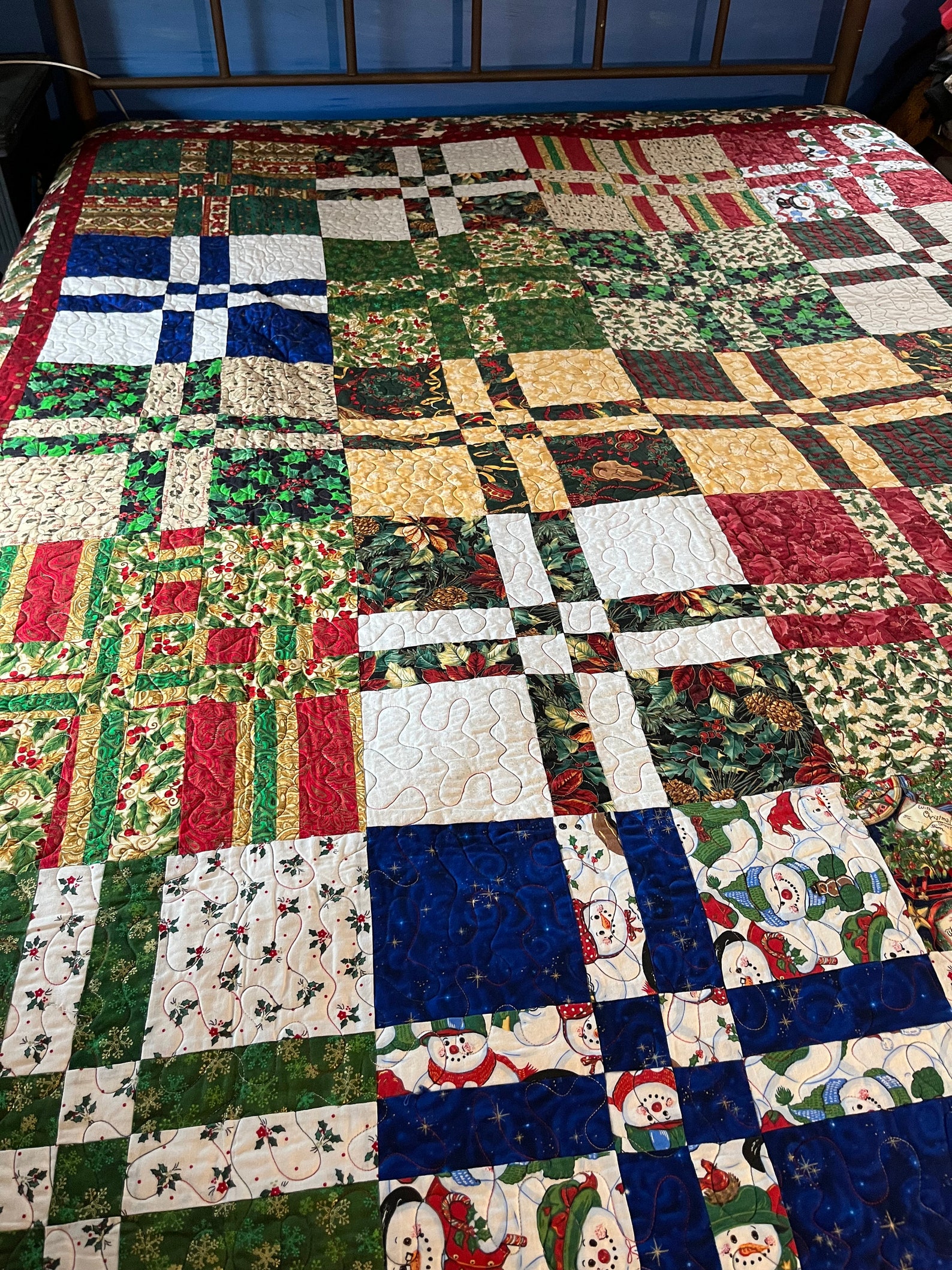 Scrappy Christmas Quilt - Etsy