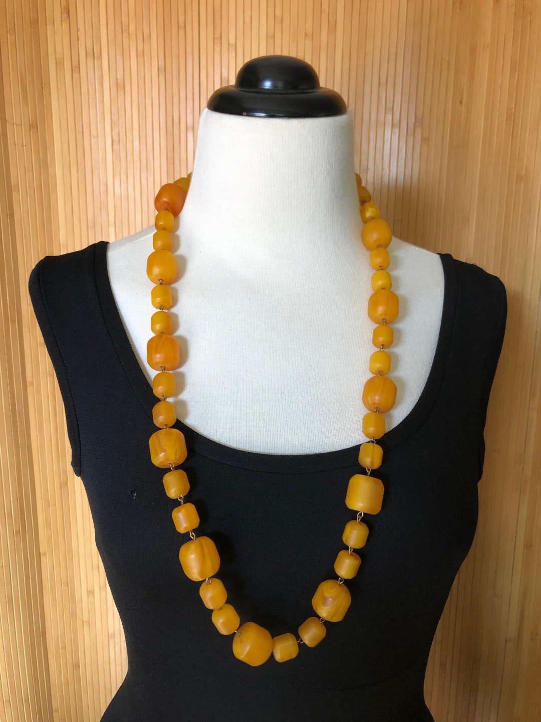 Eric Beamon 30 Resin Bead Necklace - Etsy UK