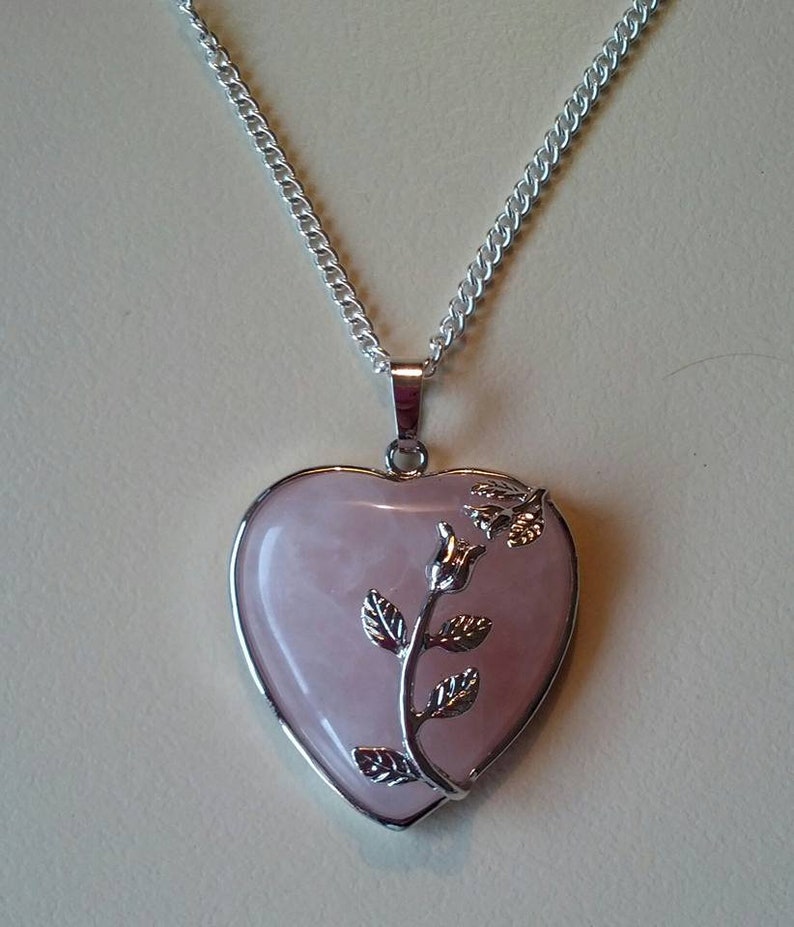 Rose Quartz Necklace H Samuel 2024 www.alhudapk
