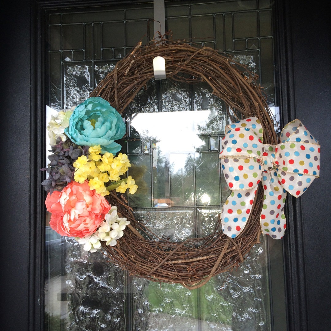 Hello Spring Wreath - Etsy