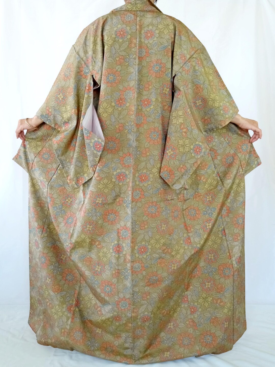 Vintage Japanese Silk Kimono: Olive Green Tsumugi Robe, Floral Motif ...