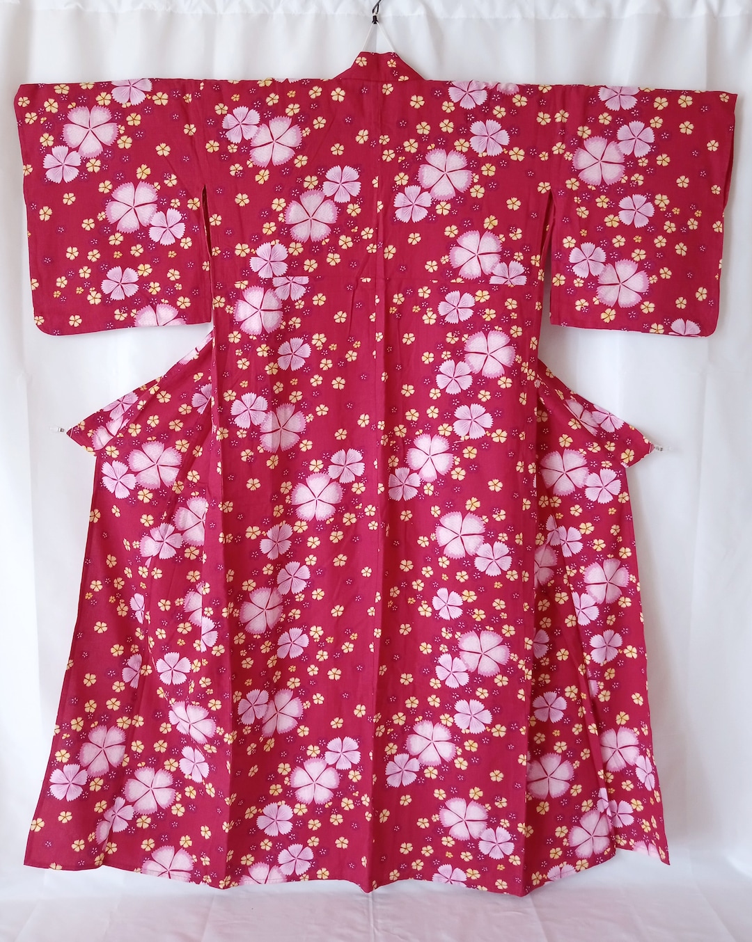 Red Yukata Kimono Robe Nadeshiko Floral Pattern, Vintage Japanese Women ...