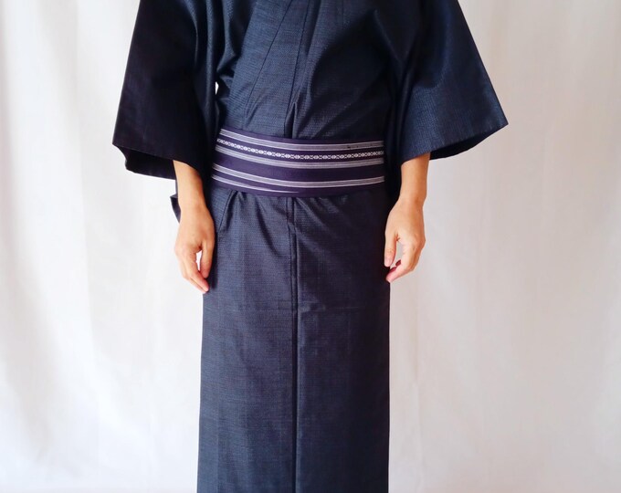 Japanese Men's Kimono Robe in Dark Blue Size M, Vintage Oshima Tsumugi ...
