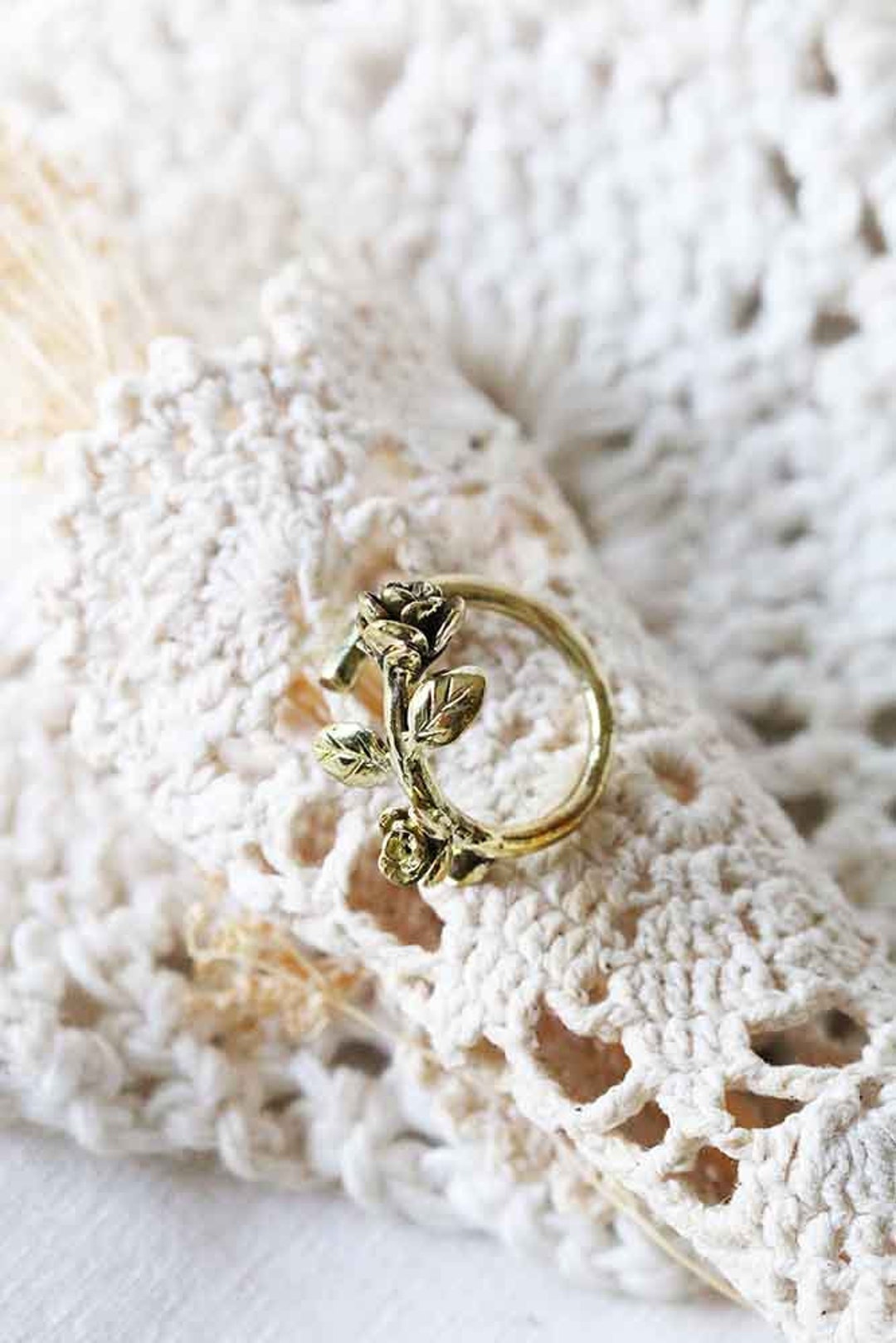 Flower Ring. Summer Collection Made and Design by Linen Jewelry - Etsy