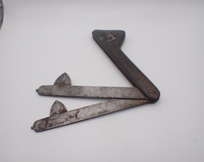 Antique French Bovine Horn Medical Bleeder Fleam Fleem Blood Letting ...