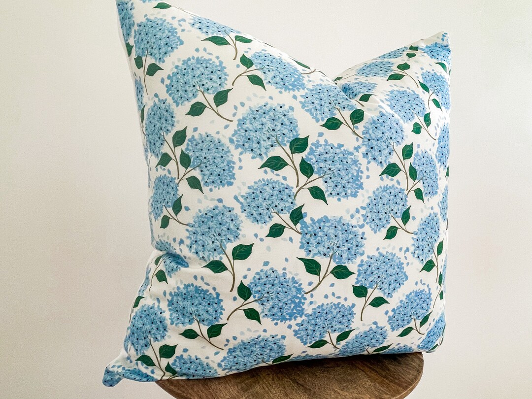 Moda Sundance Hydrangeas Cloud Pillow Cover, Blue and CREAM Floral ...