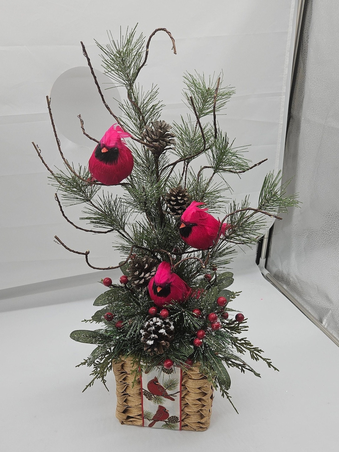 Red Bird Tree Topper Battery Operated Lights on a Timer, Christmas ...