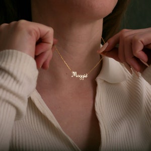 Personalized 14K Gold Name Necklace: Custom Nameplate Jewelry Gift - Etsy
