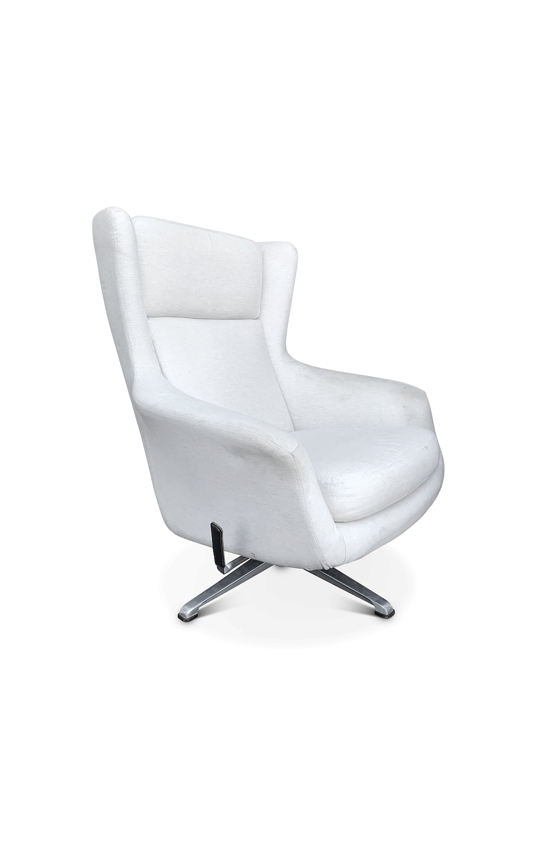 Mid Century Swivel and Rotating Egg Chair on Four Star Aluminium Base ...