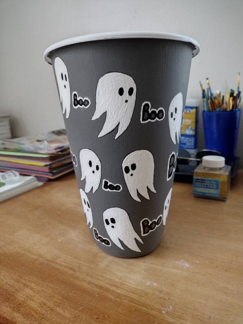 1.5 Gallon Gray Halloween Trash Can Decorated With Ghosts and BOO for ...