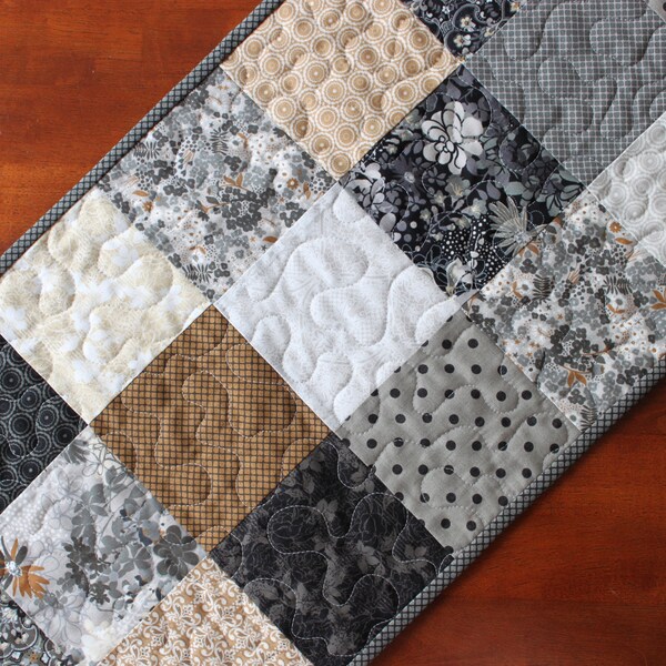 Quilted Table Runner - Etsy