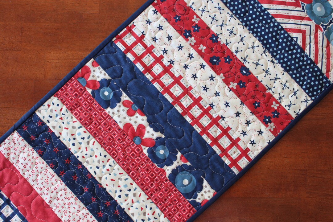 Quilted American Table Runner, USA Decor, Independence Day Table Runner ...