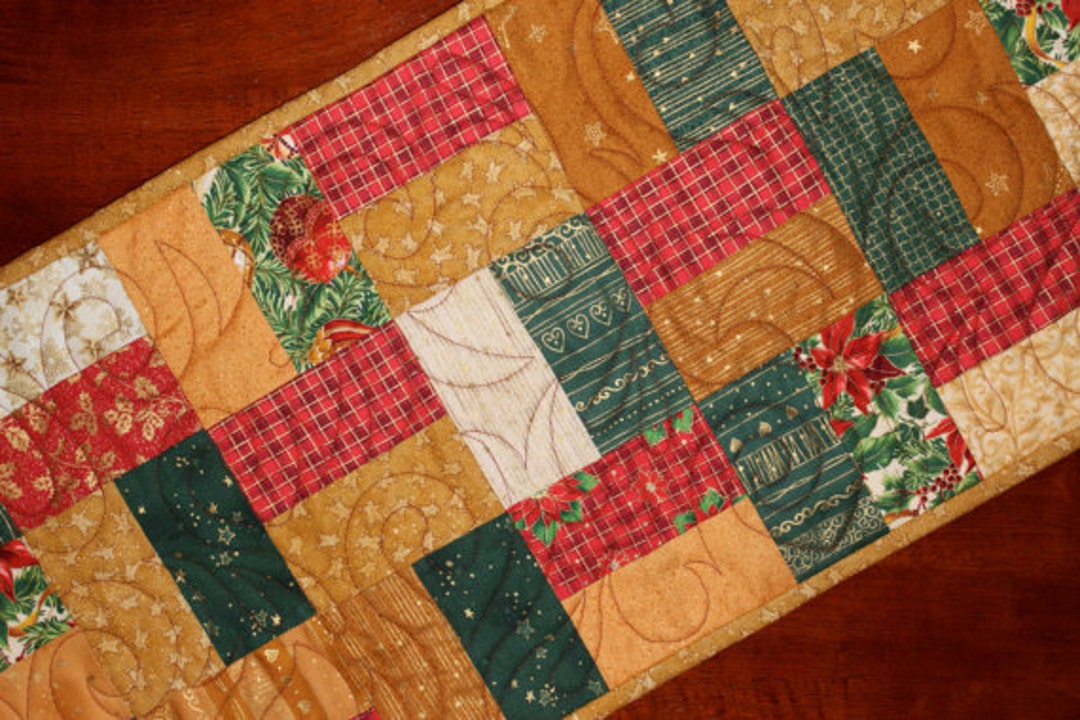 Christmas Table Runner, Gold Quilted Christmas Table Runner ...