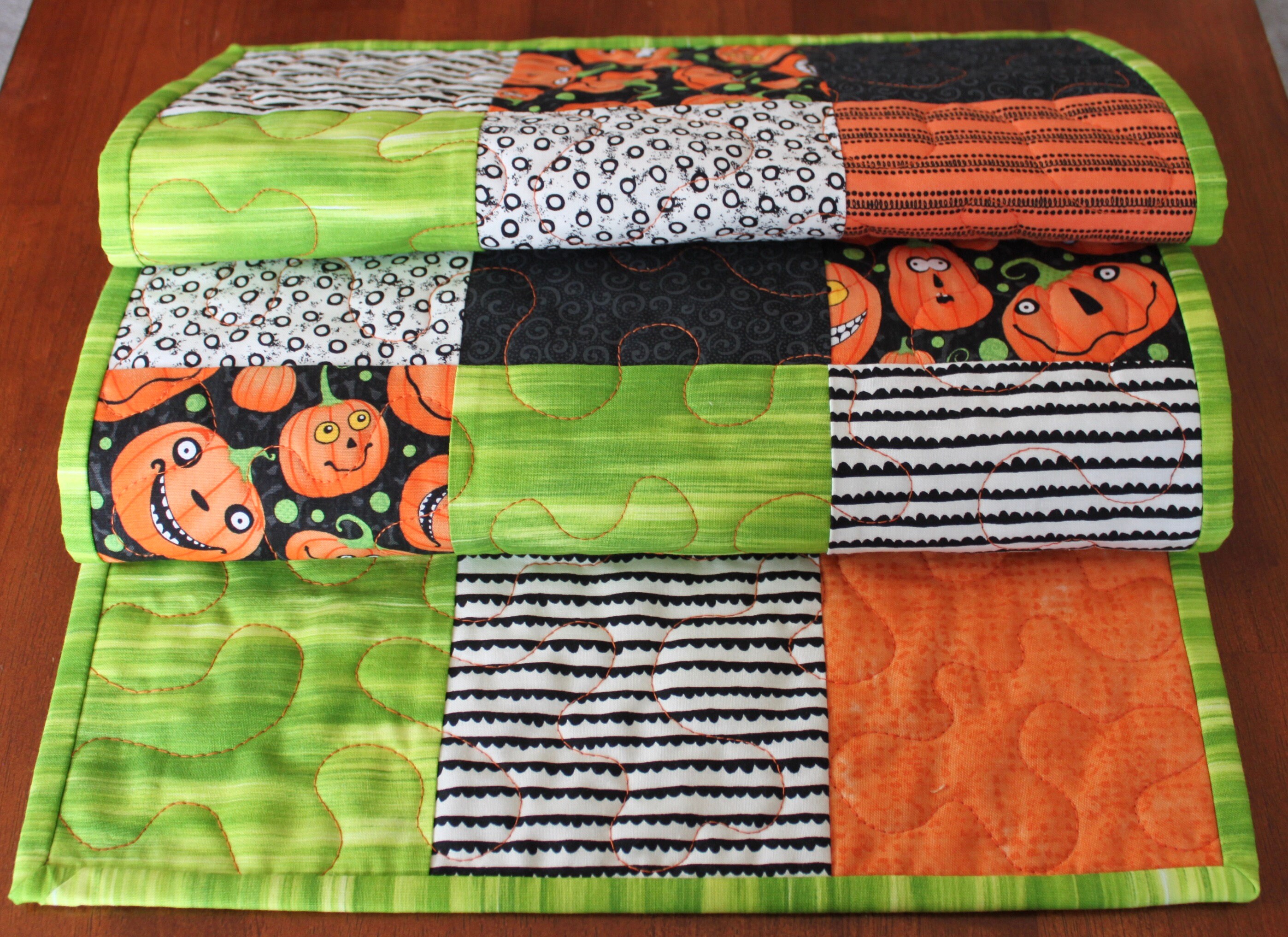Pumpkin Table Runner Halloween Table Runner Halloween Table - Etsy