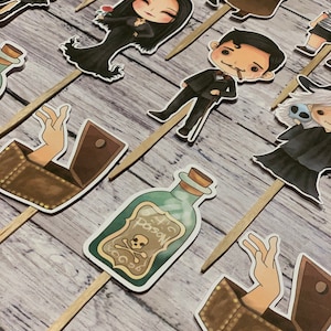 The Addams Family Cupcake Toppers - Etsy